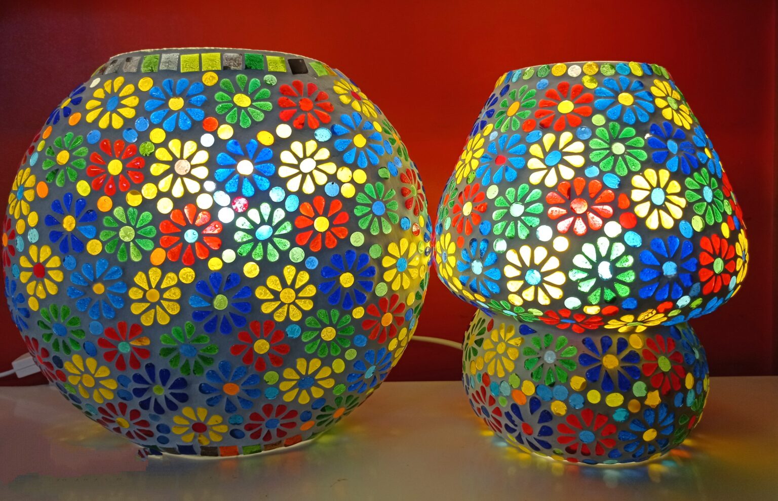 Mosaic glass "Daisy" Lamp - East Meets West